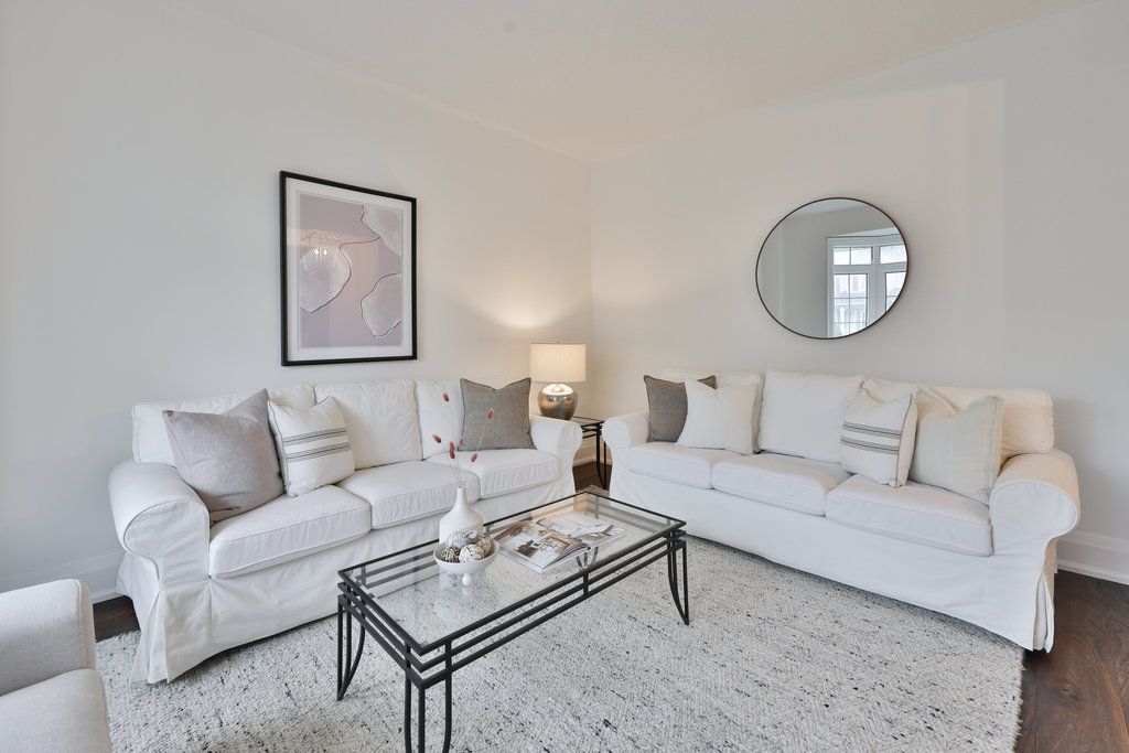 958 Irish Moss Road Mississauga Ontario L5W 1W5 - MLS® W12381047 | For Sale | Jump Realty Inc