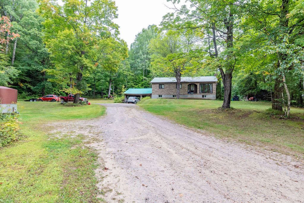 531 Bruceton Road Brudenell, Lyndoch and Raglan Ontario K0J 2E0 - MLS® X12422035 | For Sale ...