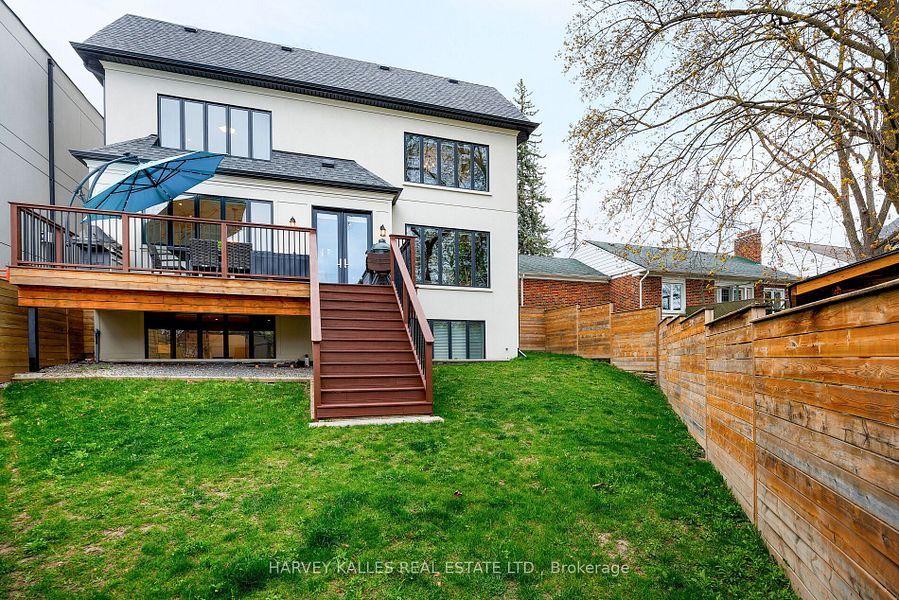 4673 Dundas Street Toronto Ontario M9A 1A4 - MLS® W12427708 | For Sale ...