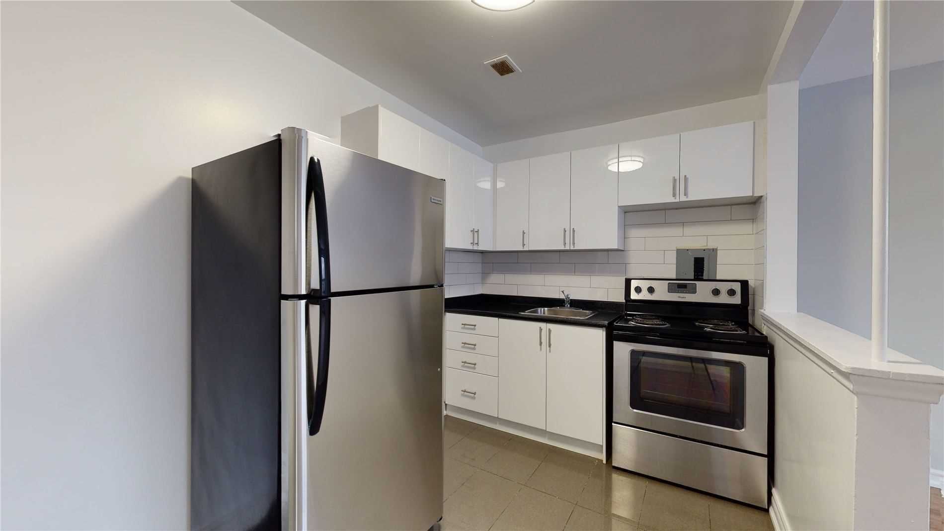 31 Clearview Heights Unit# 111 Toronto Ontario M6M 2A2 - MLS® W12431138 | For Lease | Jump ...