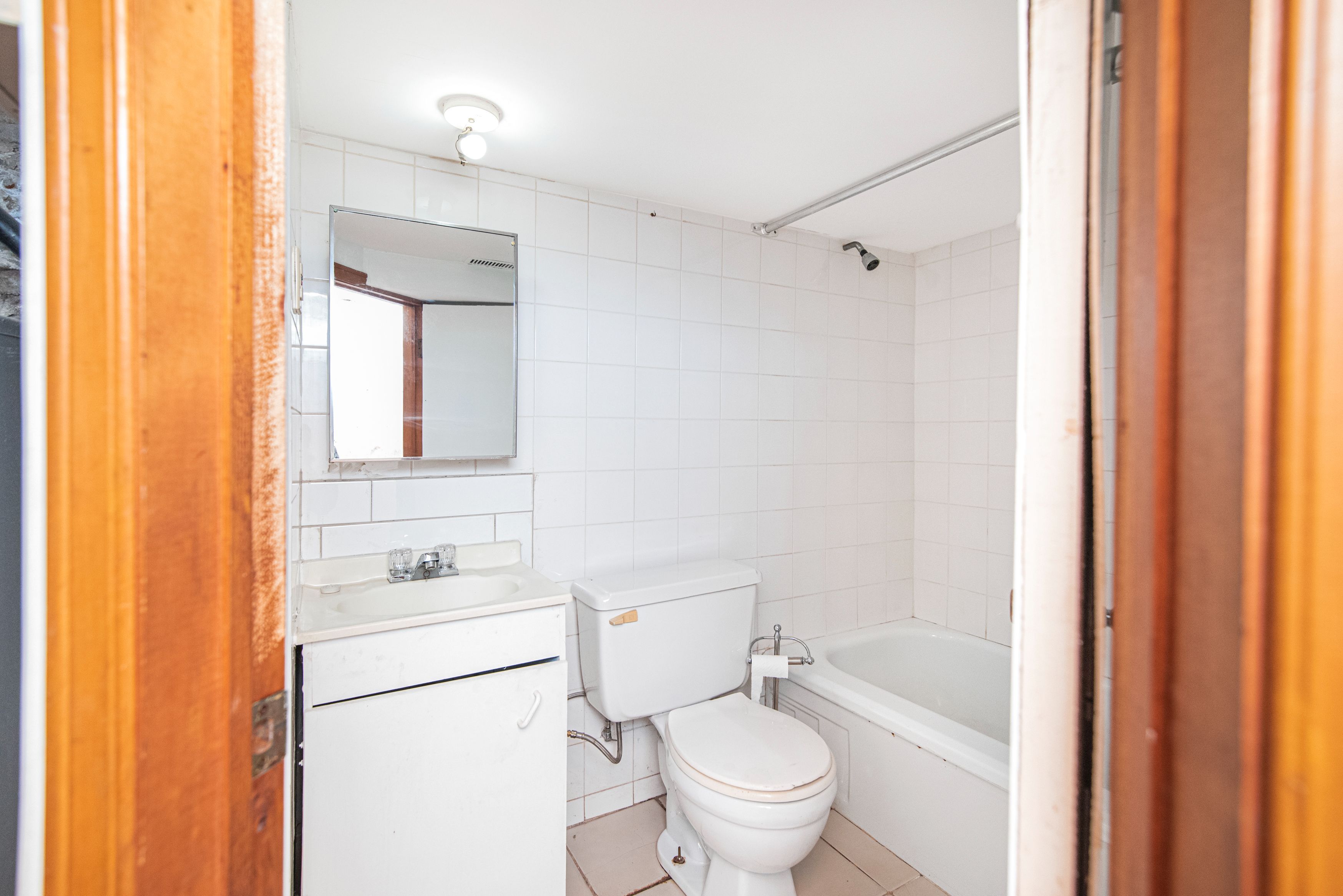 283 Emerald Street Hamilton Ontario L8L 5L2 - MLS® X12432419 | For Sale ...