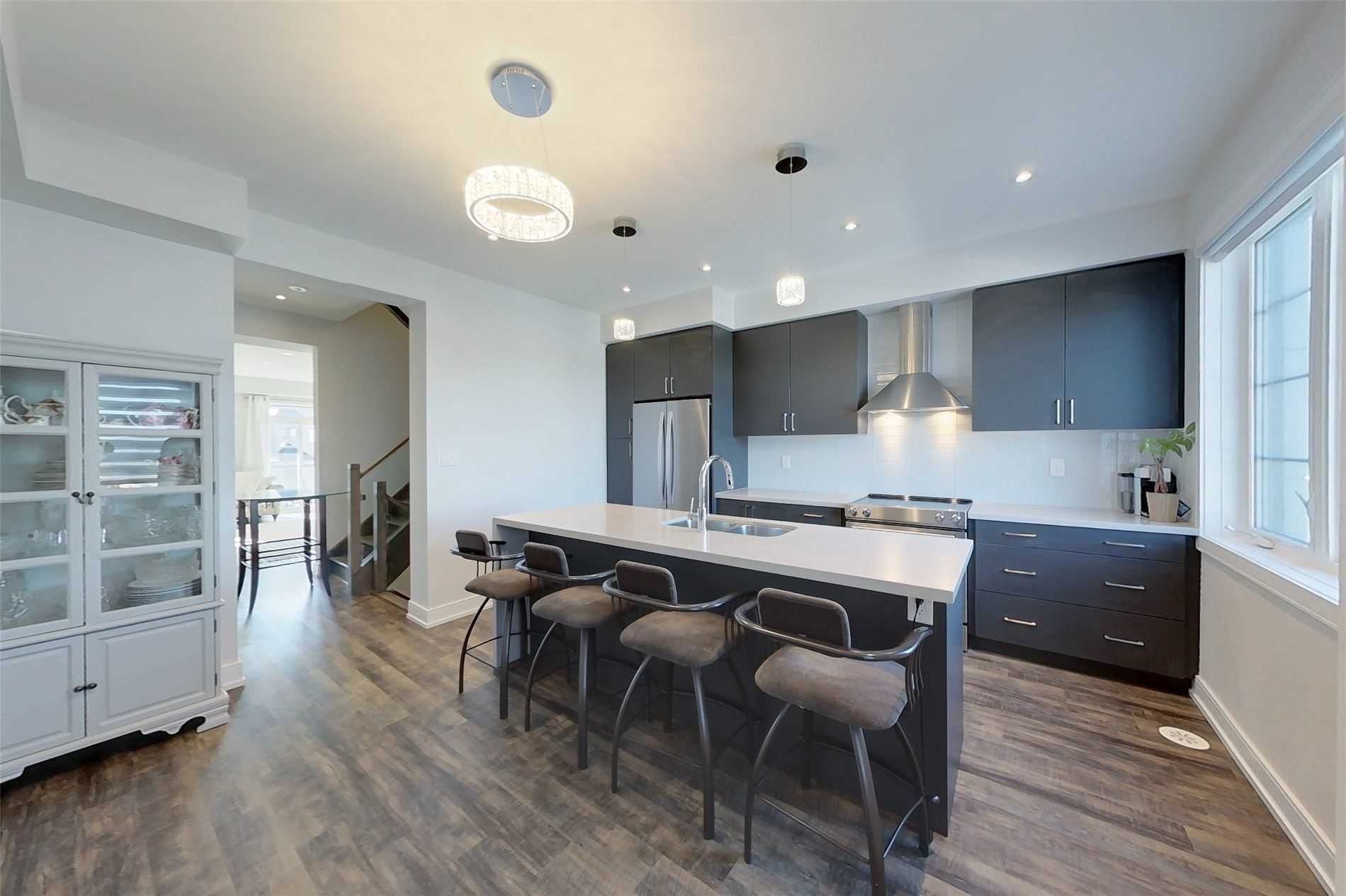 588 Rapids Lane Mississauga Ontario L5G 0A9 - MLS® W12434547 | For Sale ...