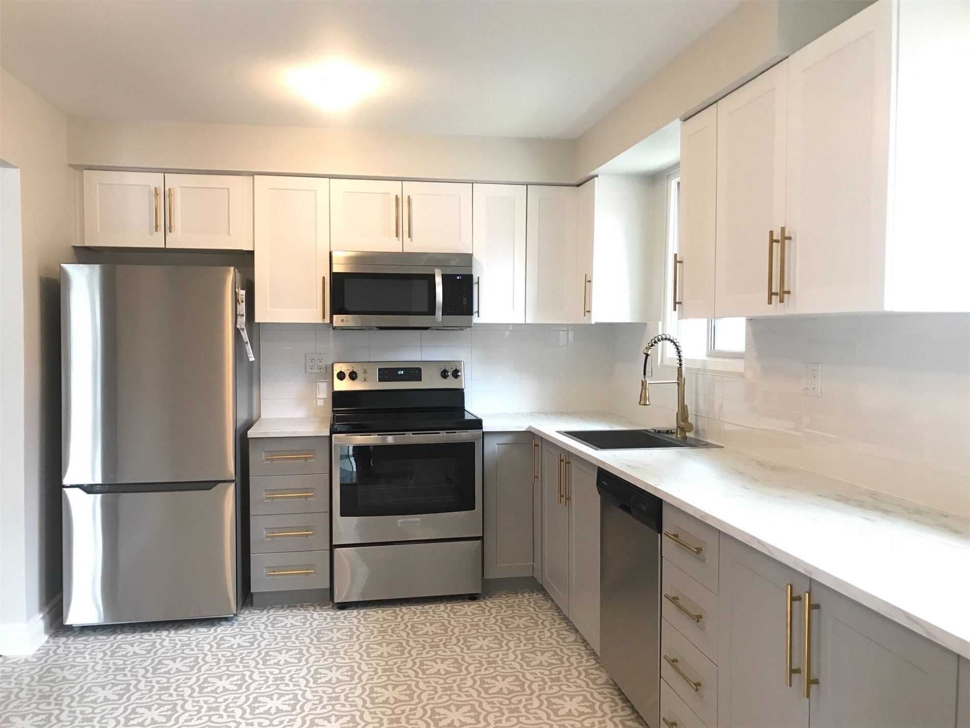 88 Apache Trail Unit# Upper Toronto Ontario M2H 2H9 - MLS® C12442026 ...