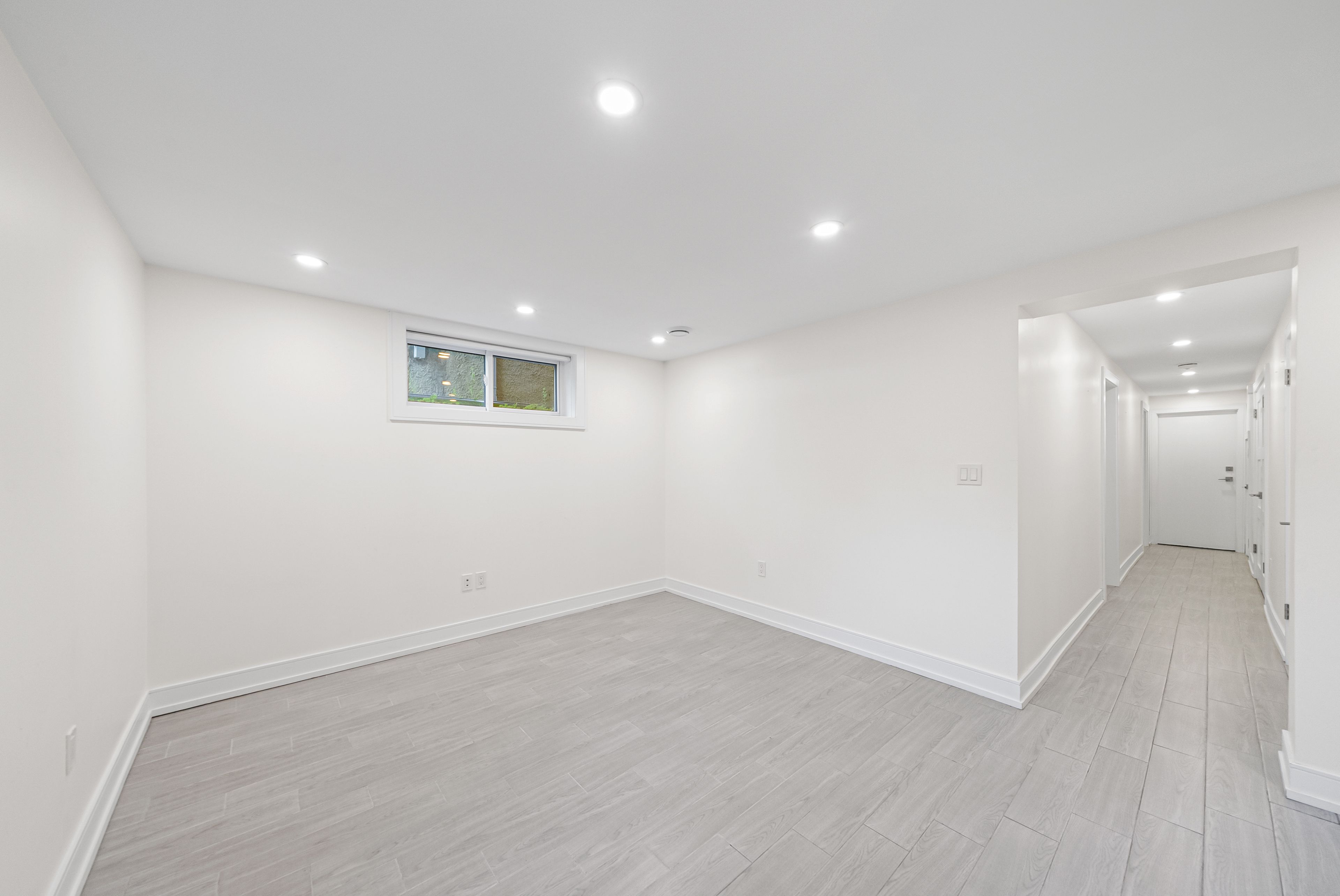 50 Arcadian Circle Unit# 3 Toronto Ontario M8W 2Y9 - MLS® W12445635 ...