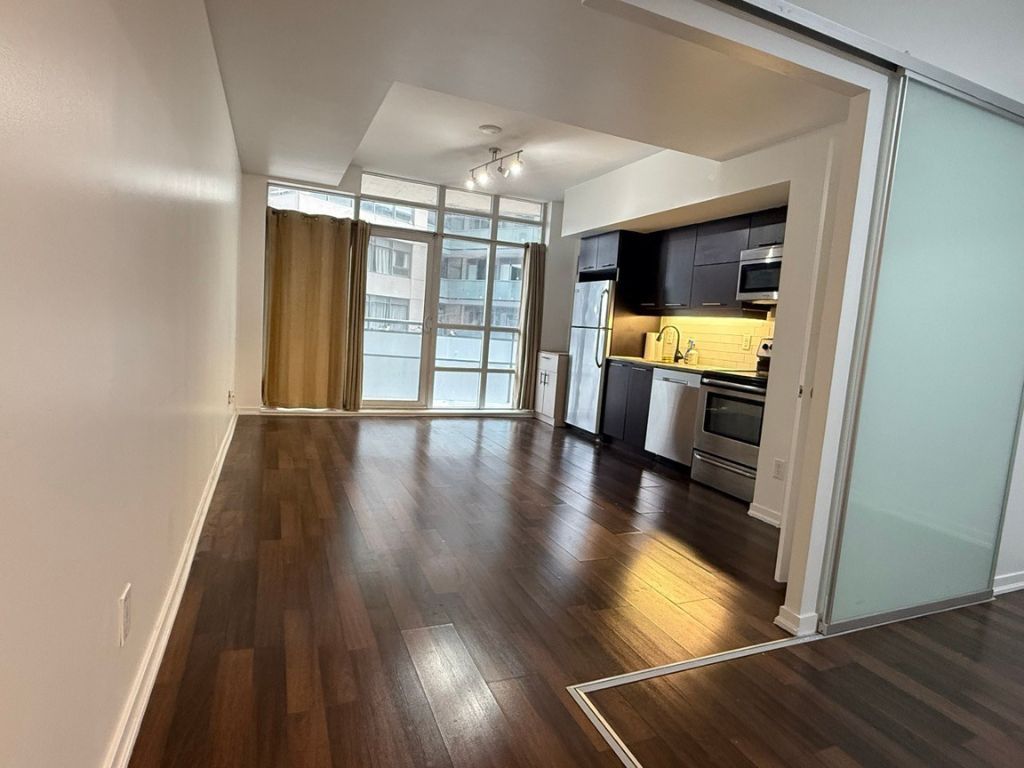 38 Joe Shuster Way Unit# 302 Toronto Ontario M6K 0A5 - MLS® W12448399 ...