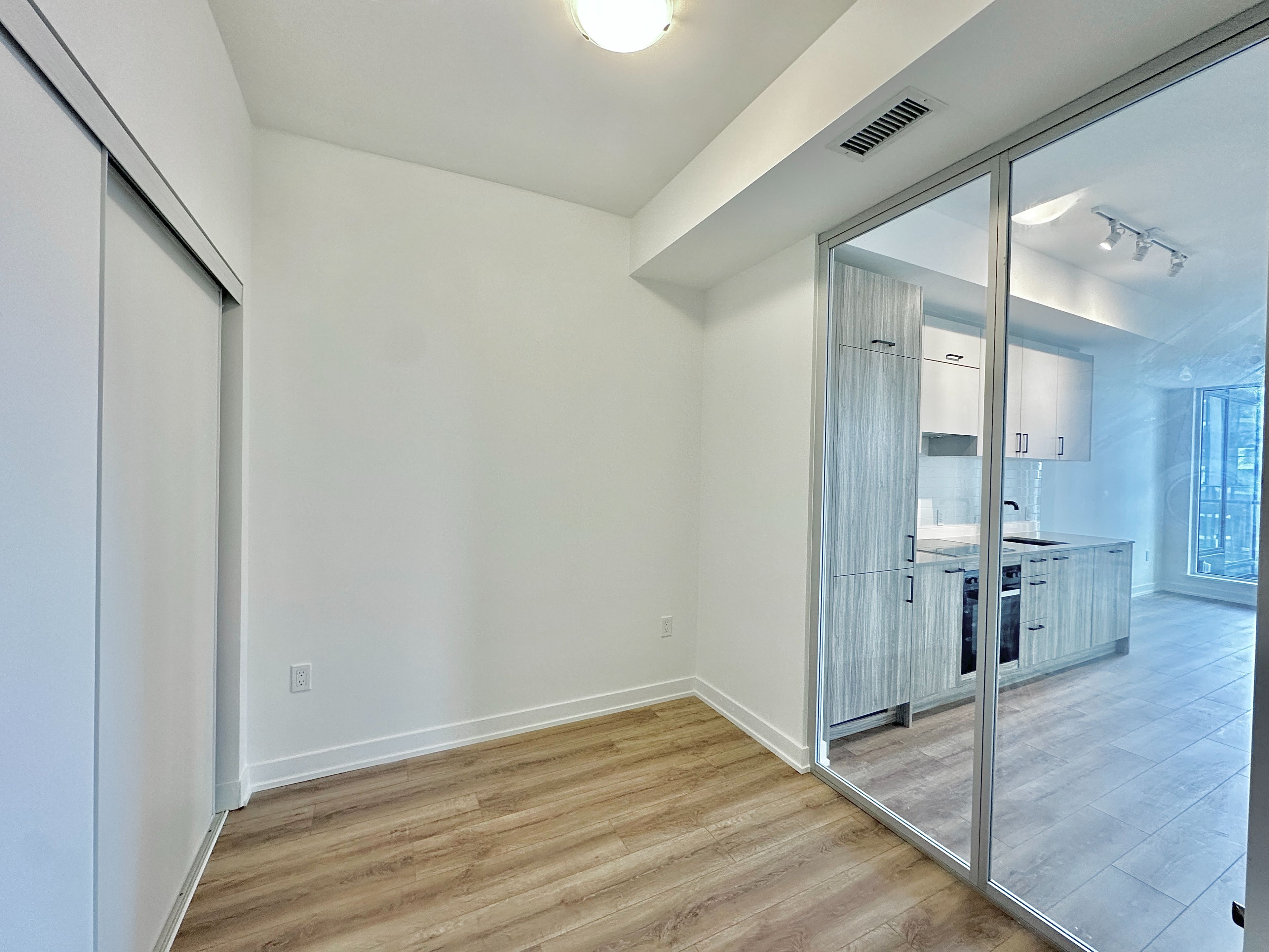1 Kyle Lowry Road Unit# 430 Toronto Ontario M3C 3S2 - MLS® C12450321 ...