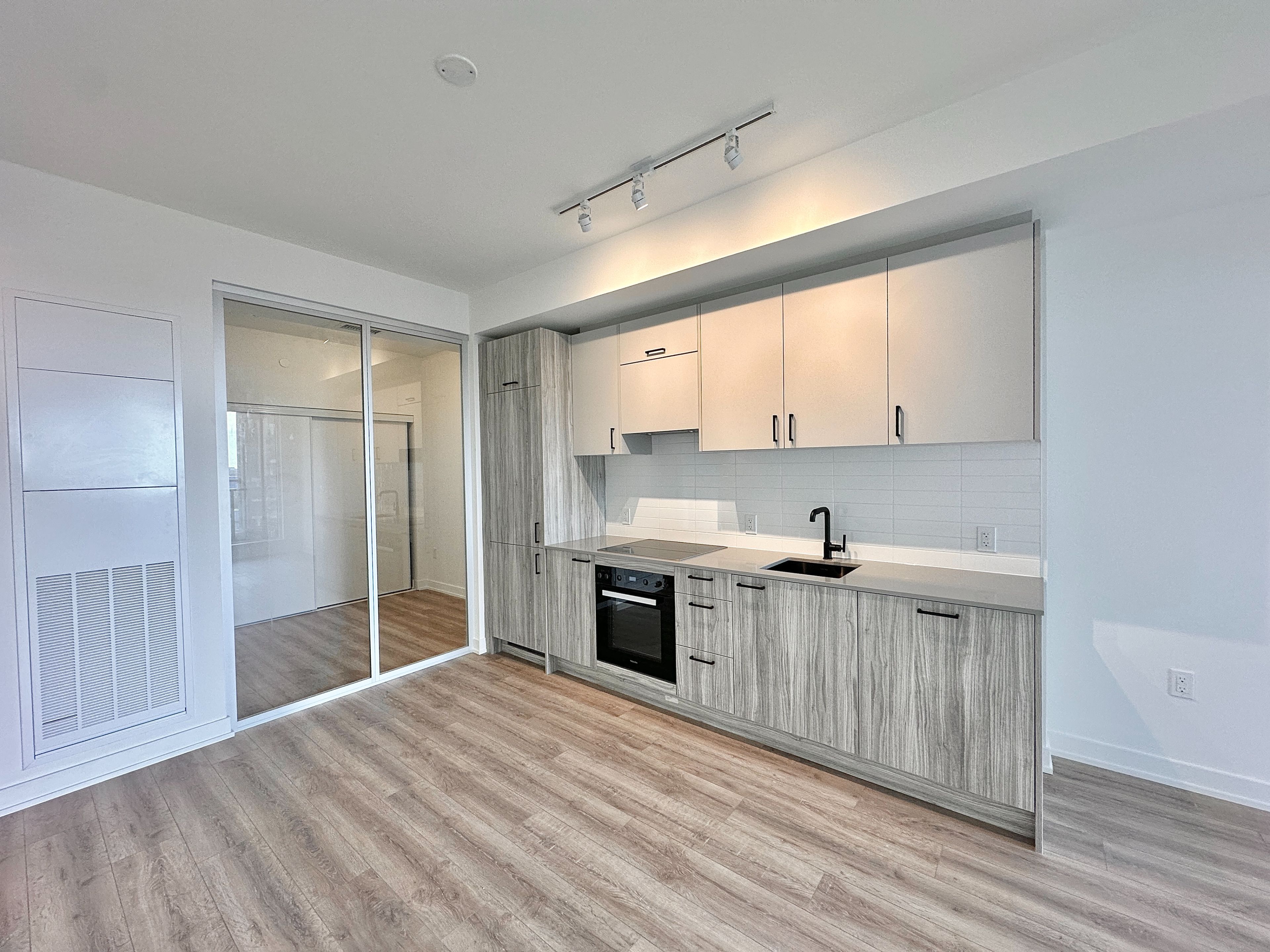 1 Kyle Lowry Road Unit# 430 Toronto Ontario M3C 3S2 - MLS® C12450321 ...