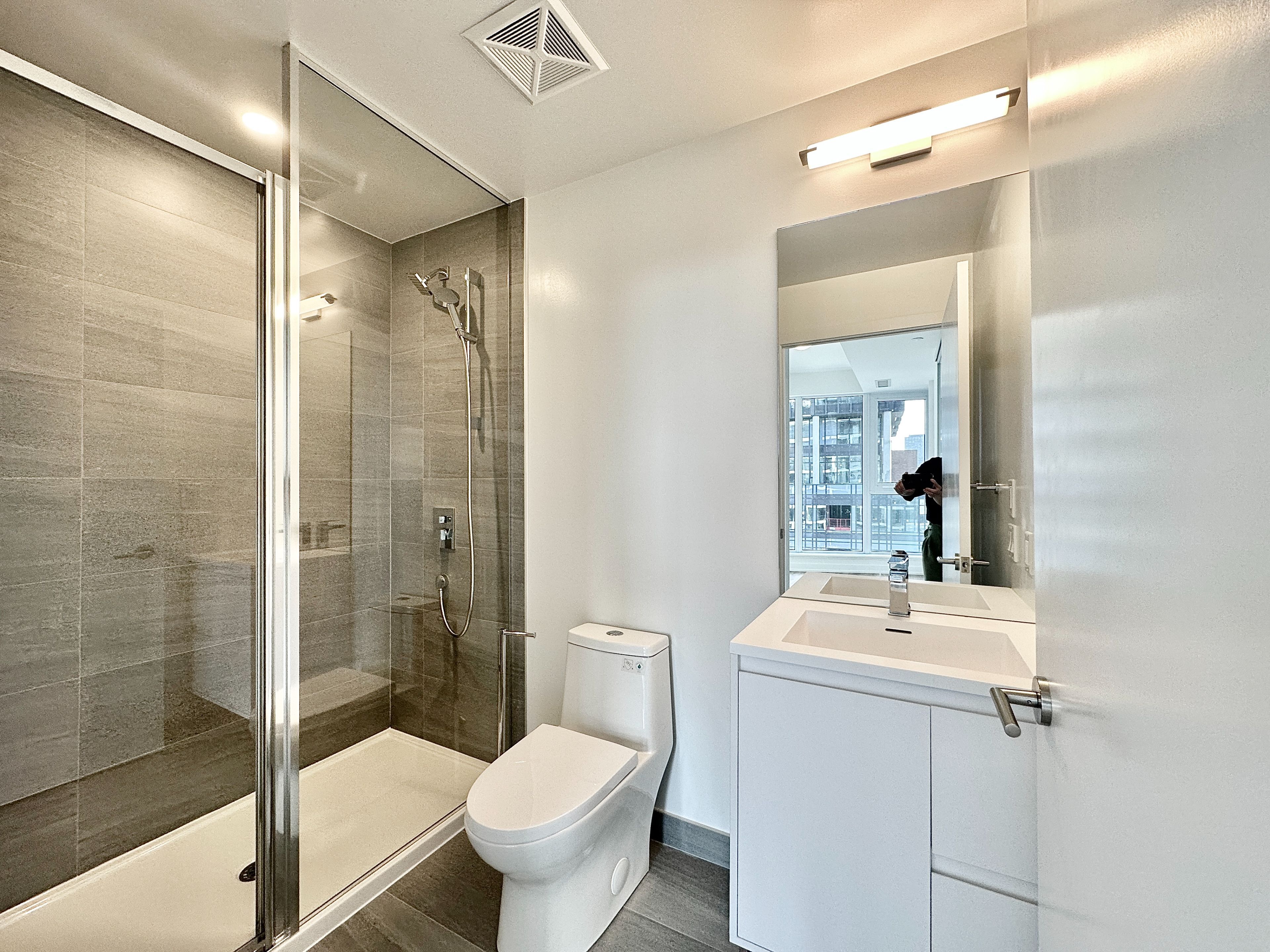 1 Kyle Lowry Road Unit# 430 Toronto Ontario M3C 3S2 - MLS® C12450321 ...