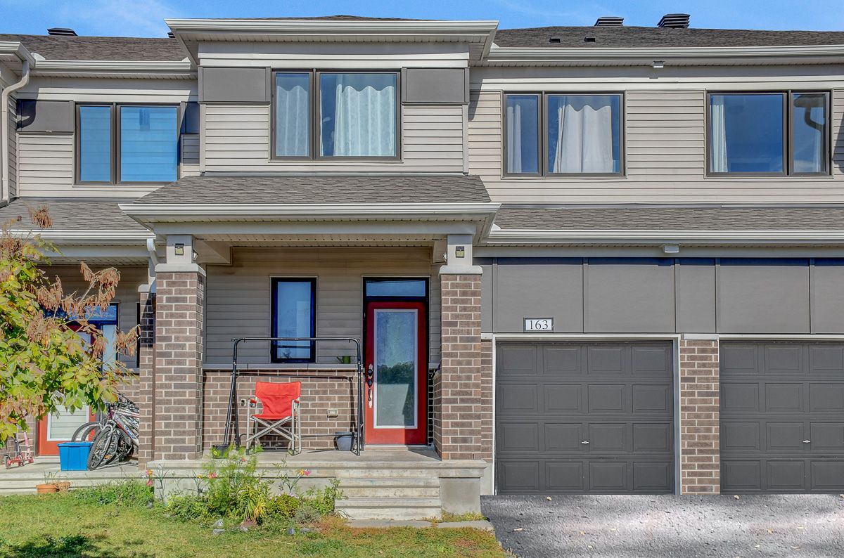 163 Yearling Circle Stittsville - Munster - Richmond Ontario K0A 2Z0 ...
