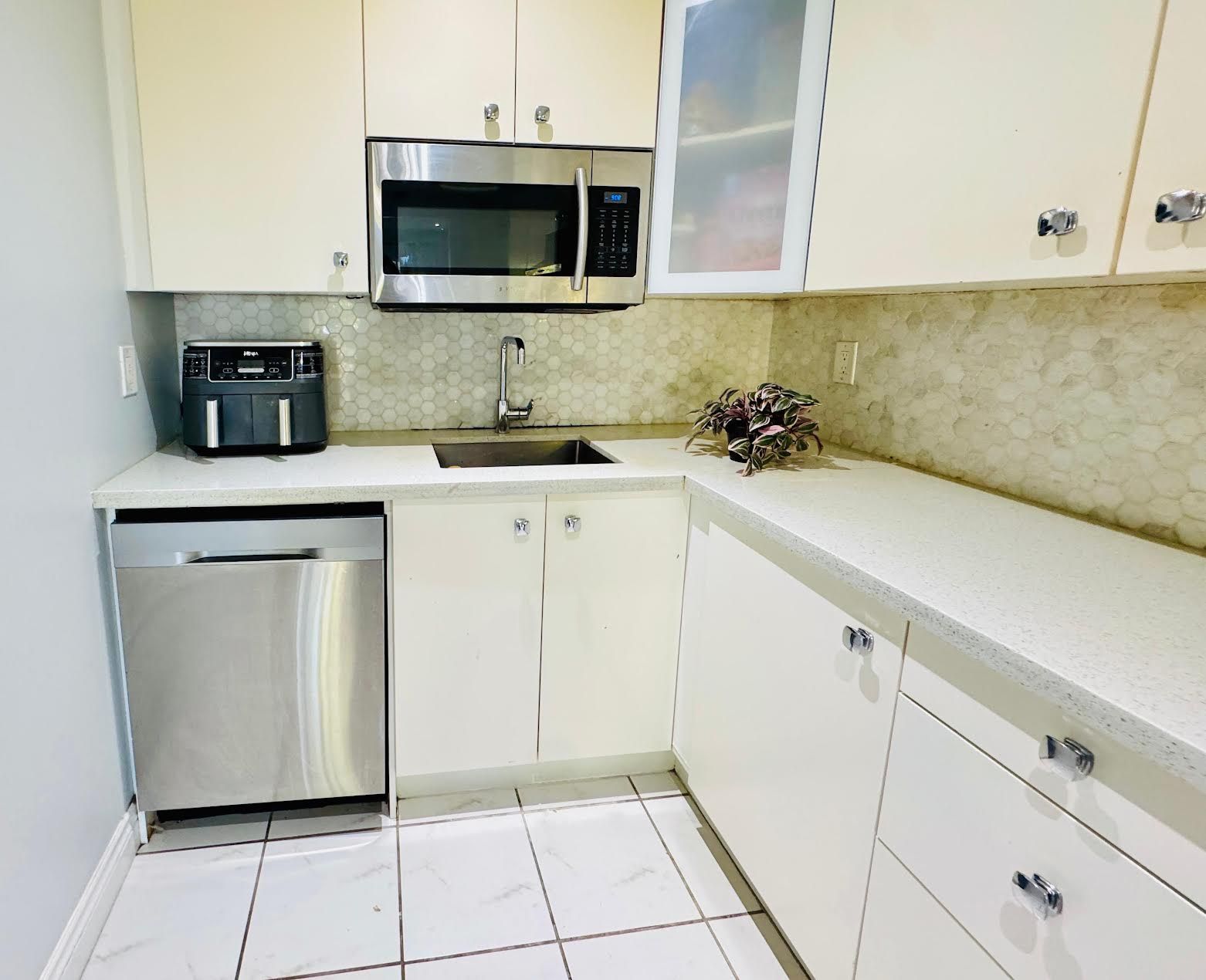 140 Quantrell Trail Toronto Ontario M1B 1L8 - MLS® E12461309 | For Sale ...