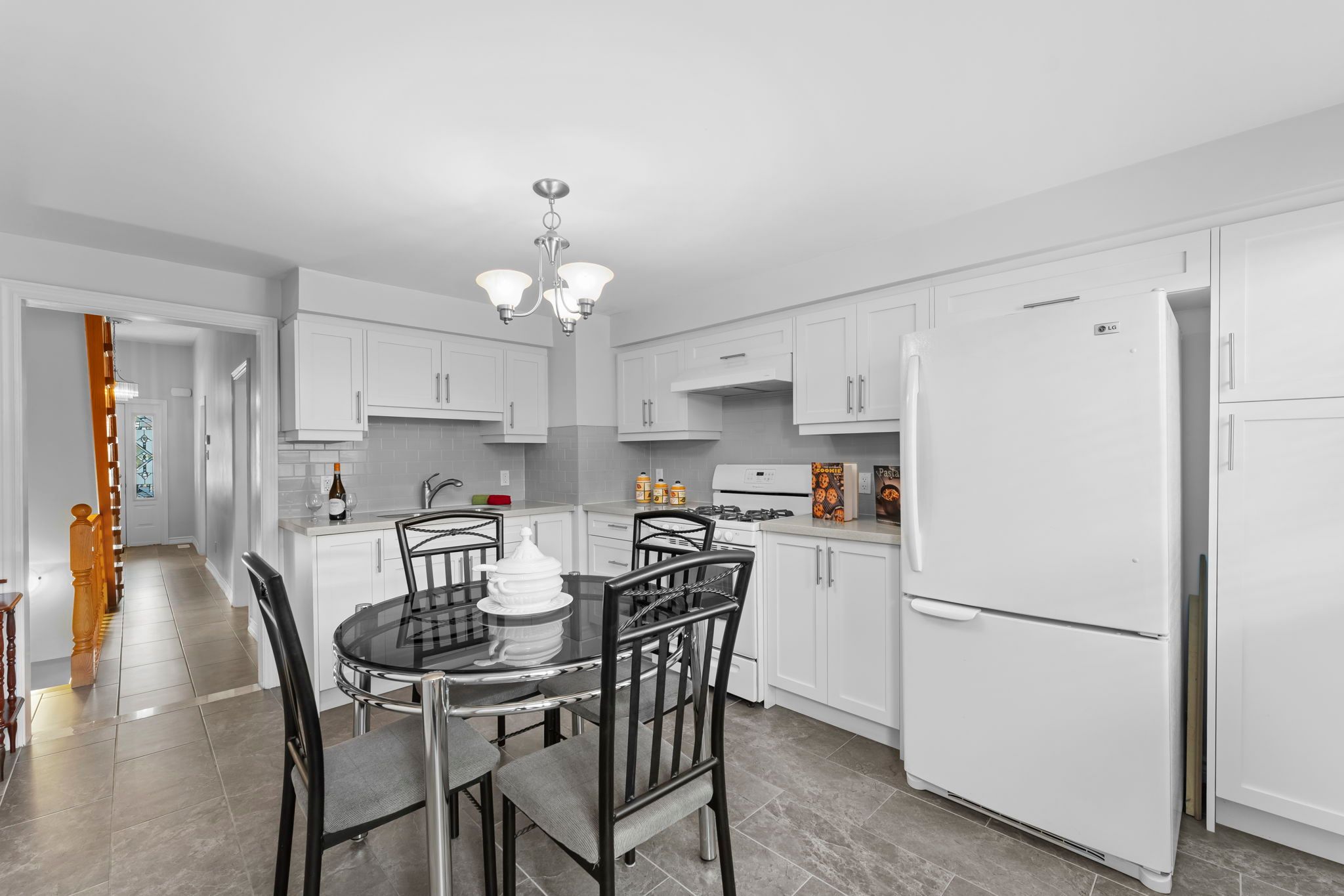 50 Argyle Street Toronto Ontario M6J 1N6 - MLS® C12477216 | For Sale ...