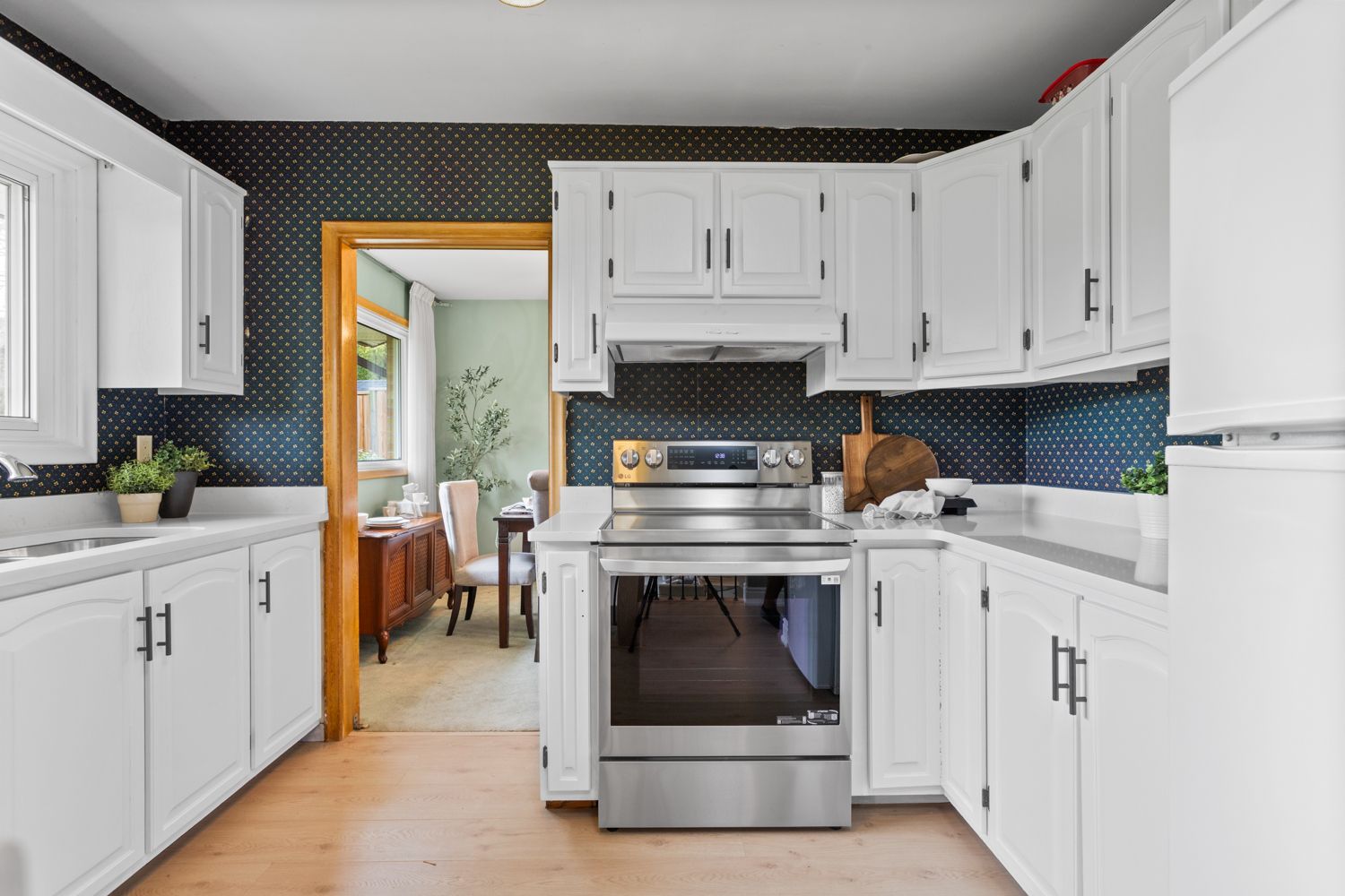 1026 Beaufort Avenue Oshawa Ontario L1G 1G6 - MLS® E12536172 | For Sale ...