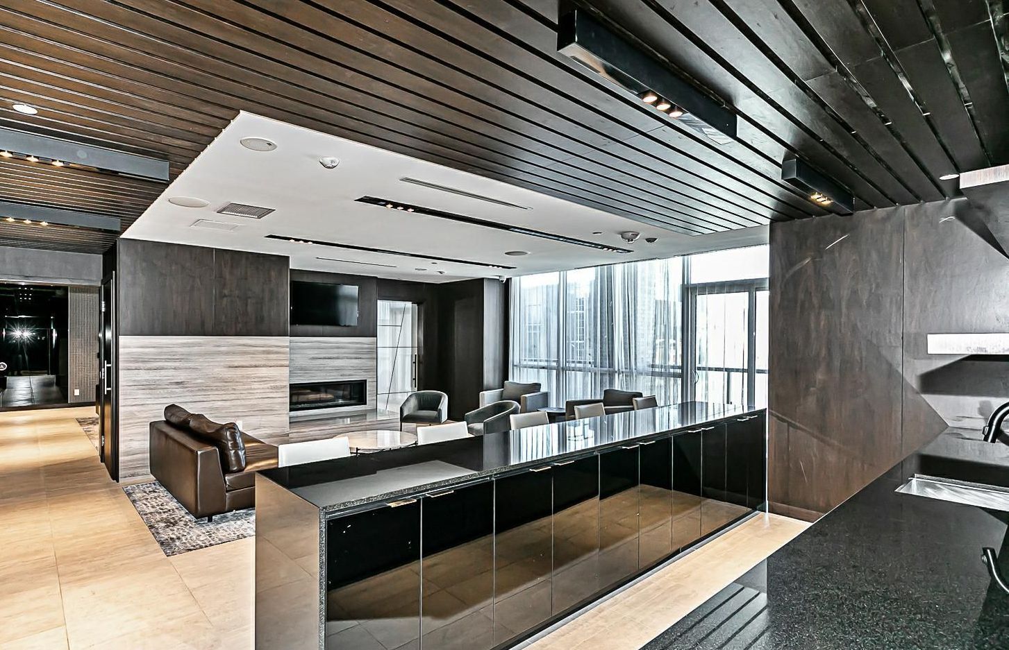 2 Sonic Way Unit# 2203 Toronto Ontario M3C 0P2 - MLS® C12545612 | For ...