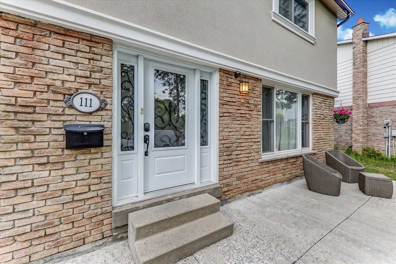 111 Dunsfold Drive Toronto Ontario M1B 1T5 - MLS® E12551192 | For Sale ...