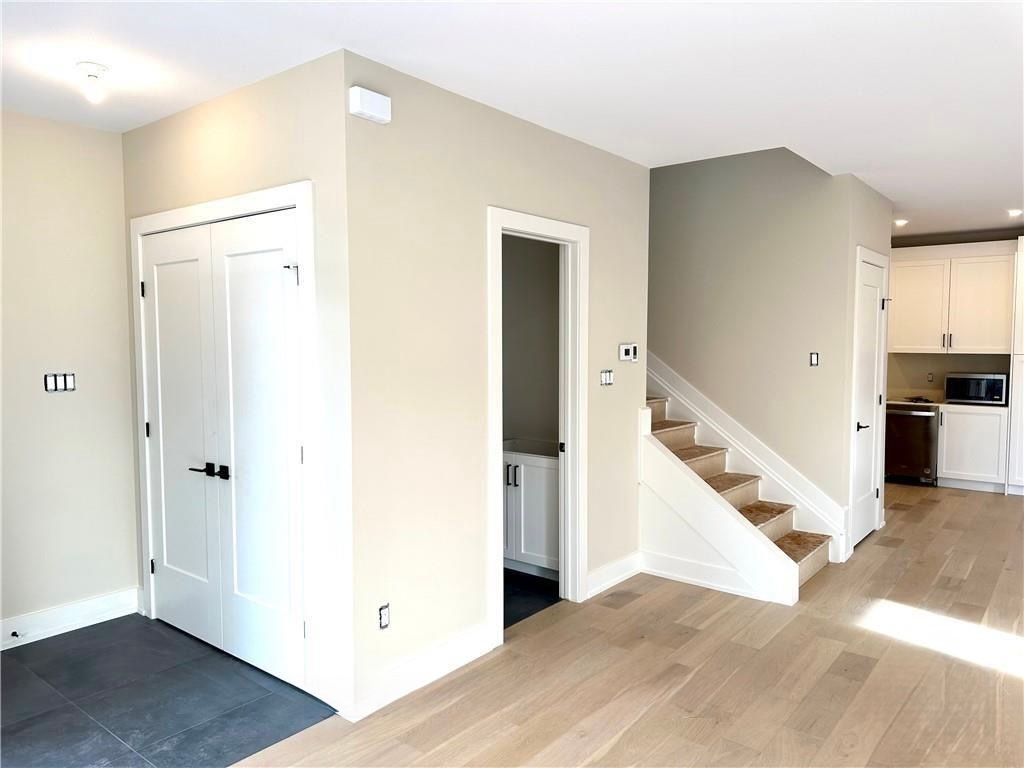 25 O'meara Street Unit# A + B West Centre Town Ontario K1Y 2S8 - MLS ...