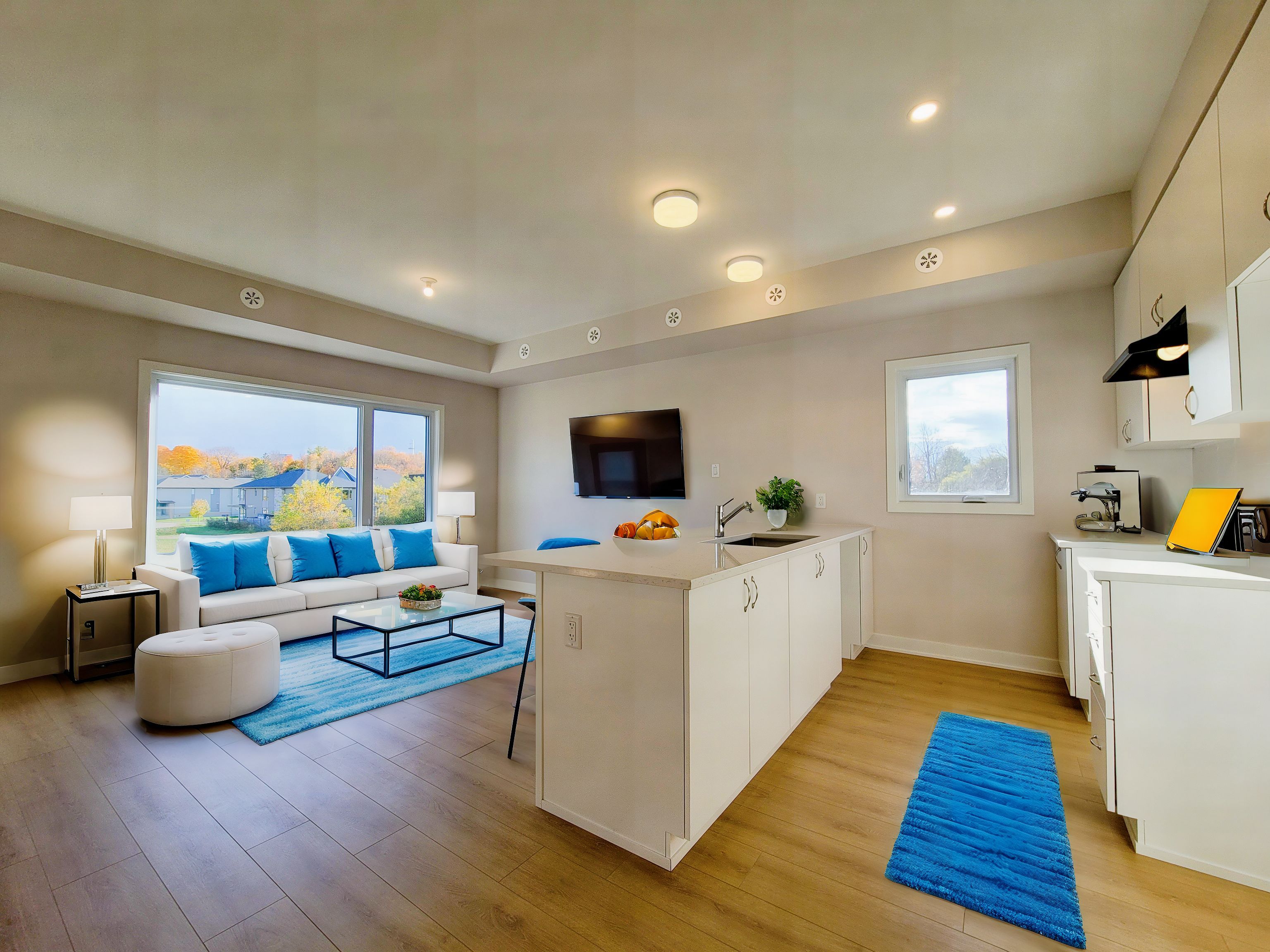 702 MISHI Private Manor Park - Cardinal Glen and Area Ontario K1K 5C5 ...