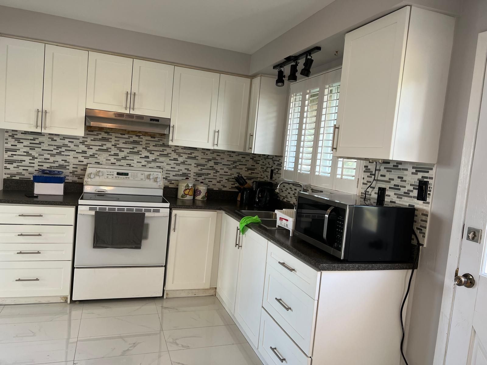 3032 Boston Mills Road Caledon Ontario L7C 1R7 - MLS® W12559408 | For ...