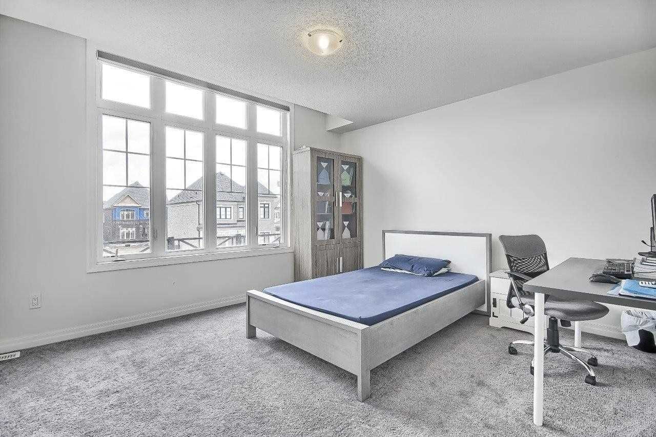 3362 Post Road Oakville Ontario L6H 0Z4 - MLS® W12559462 | For Lease ...