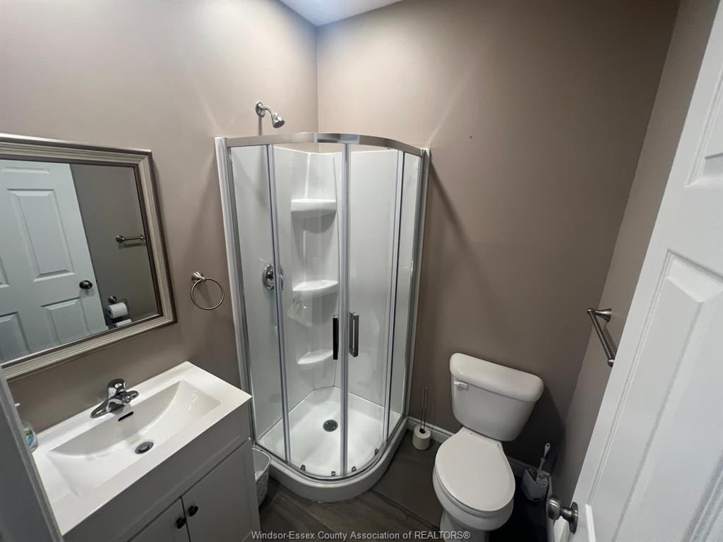 969 MOY Avenue | For Lease | Listing ID 25032055 | 2 Storey Property ...