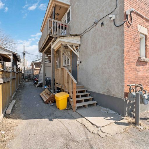 381-383 Montreal Road Vanier and Kingsview Park Ontario K1L 6A8 - MLS ...