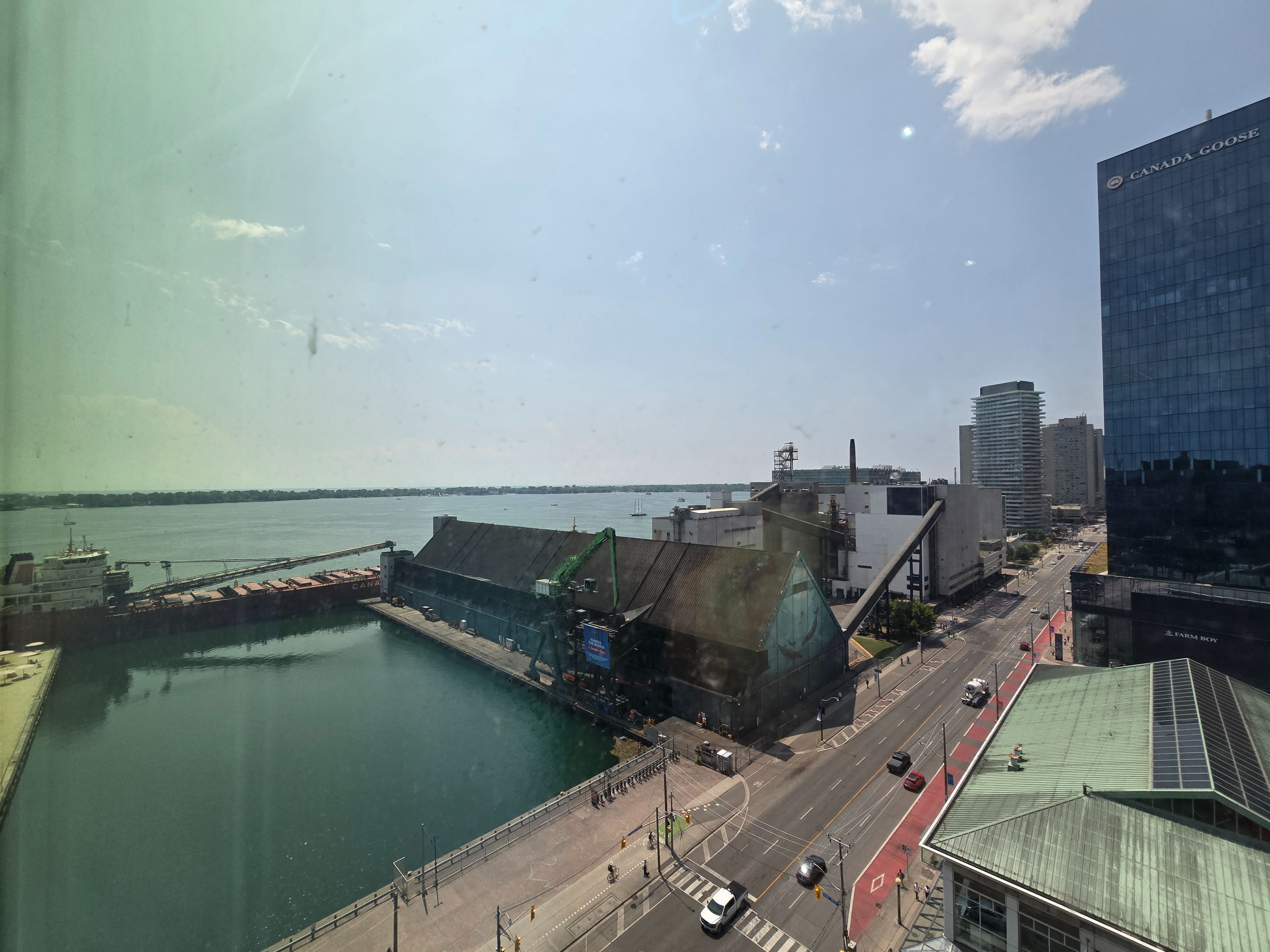 130 Queens Quay Unit# 1016 Toronto Ontario M5A 0P6 - MLS® C12281261 | For Lease | Jump Realty Inc